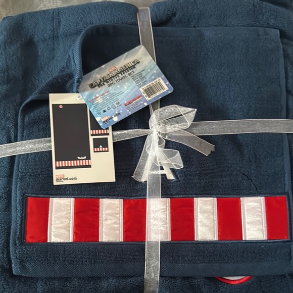 Marvel | Bath | Marvel Captain America Towel Set Navy And Red | Poshmark